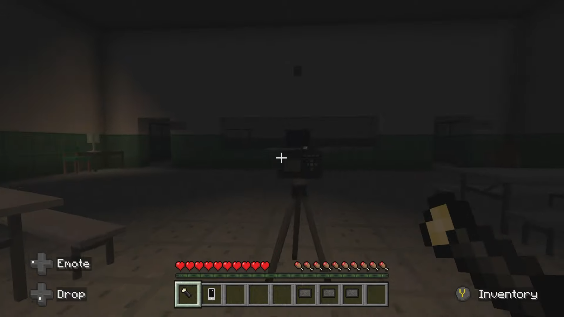 Creepy Doll: Asylum Map (1.21) - MCPE/Bedrock - Mc-Mod.Net